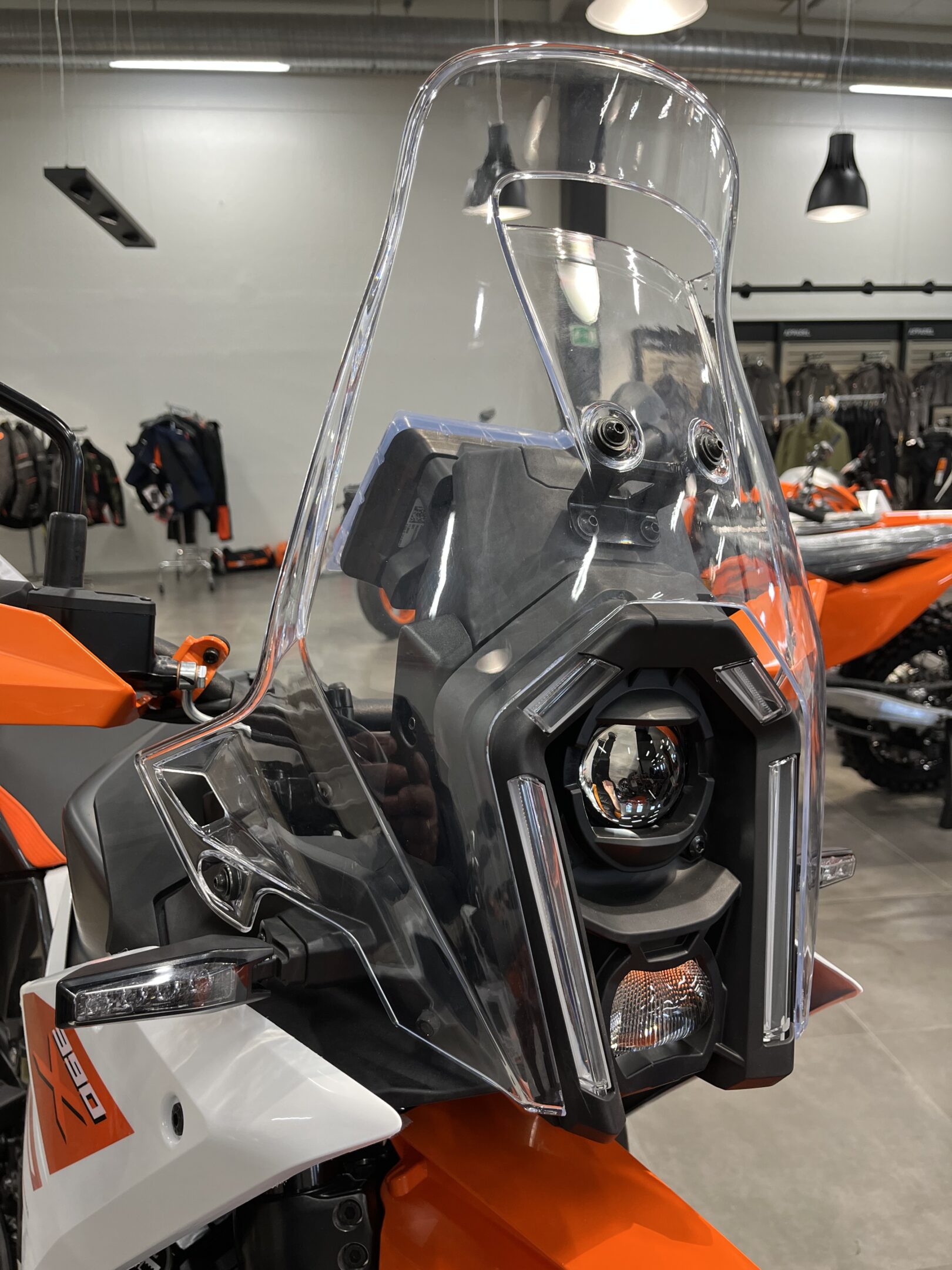 AMD har åpnet ny KTM Mega store på Alnabru – SUPERBRA - Hubriding